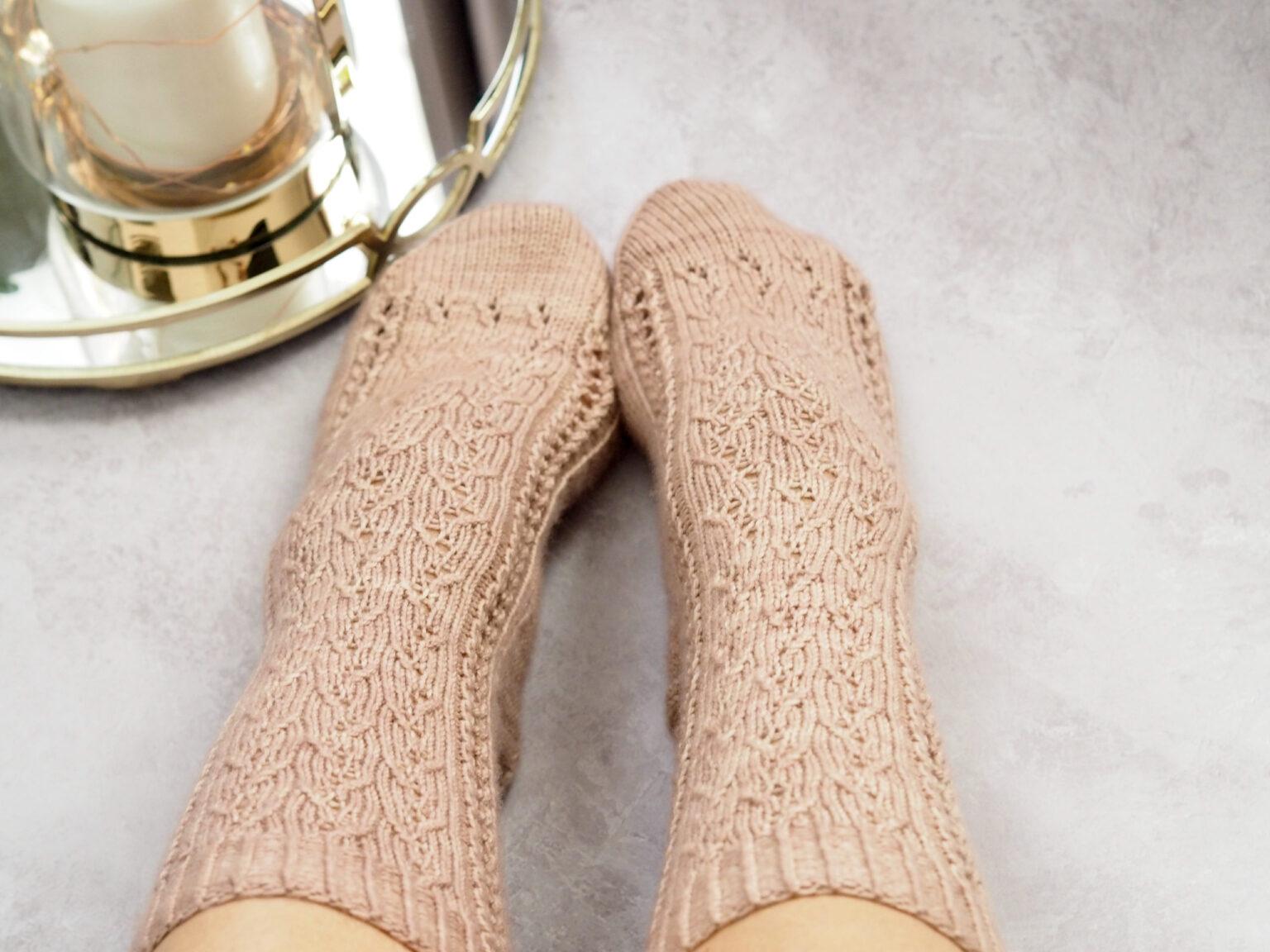 The Sock Series: Closing the Toes - Curious Handmade Knitting Patterns ...